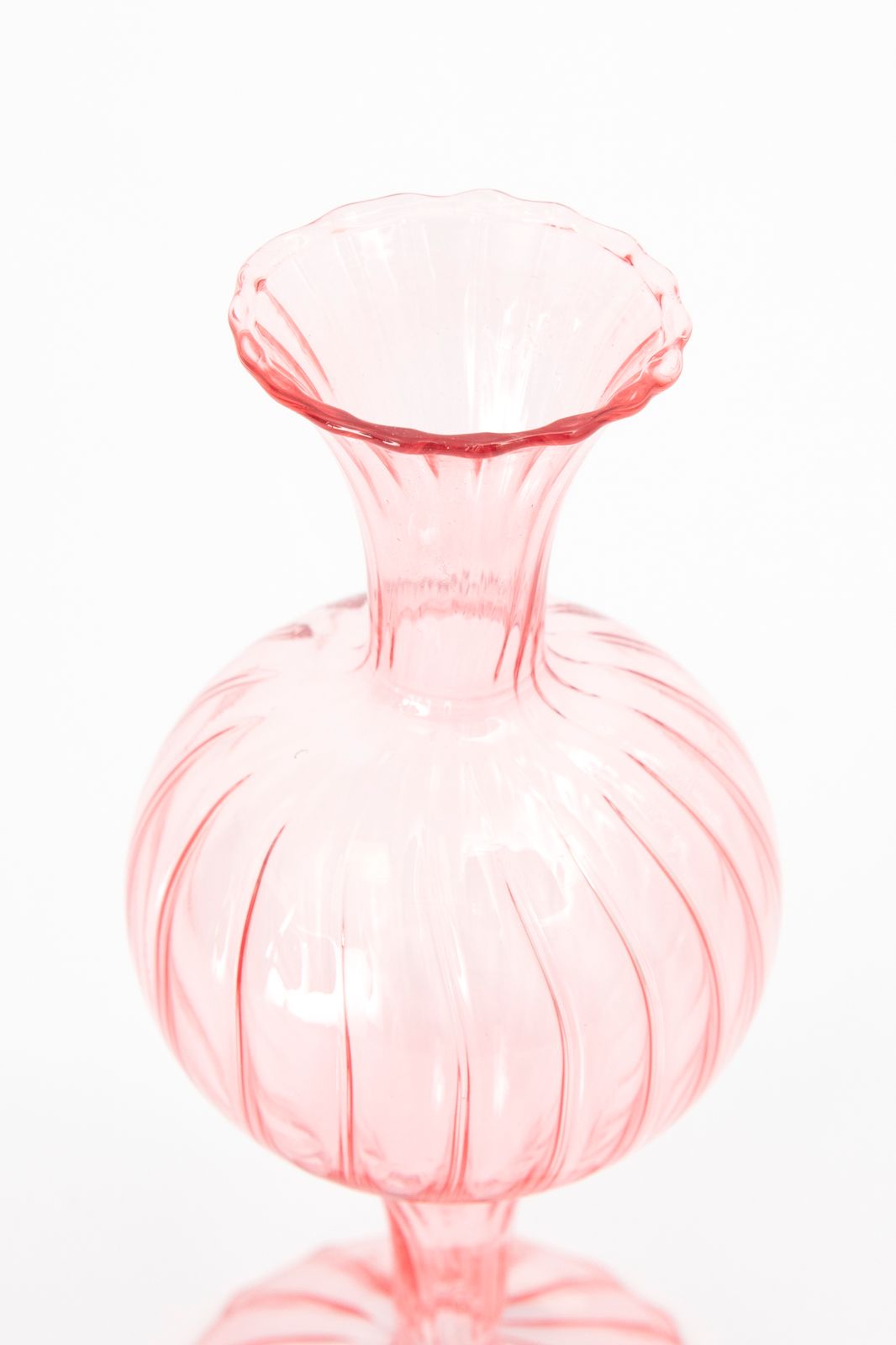 Roze glazen ribbel vaas - Homeland | Sissy-Boy